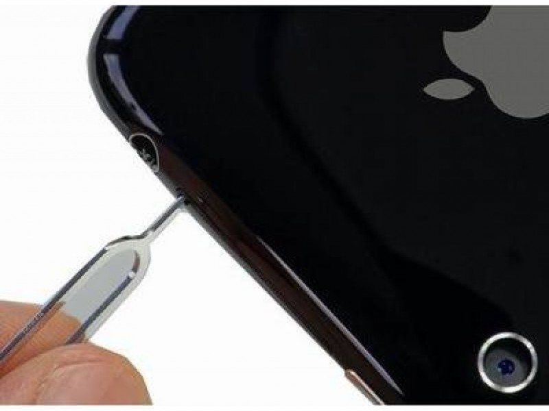 Comprar Clip apertura SIM iPhone 3G con envío en 24 horas - mocubo.es